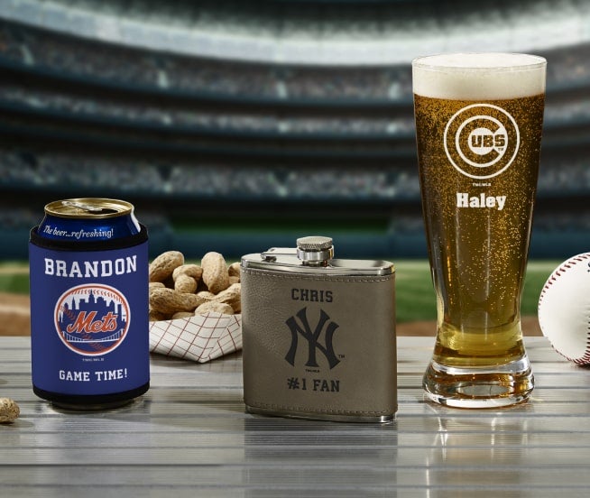 Personalized Gifts & Custom Gifts for 2024 | Personalization Mall