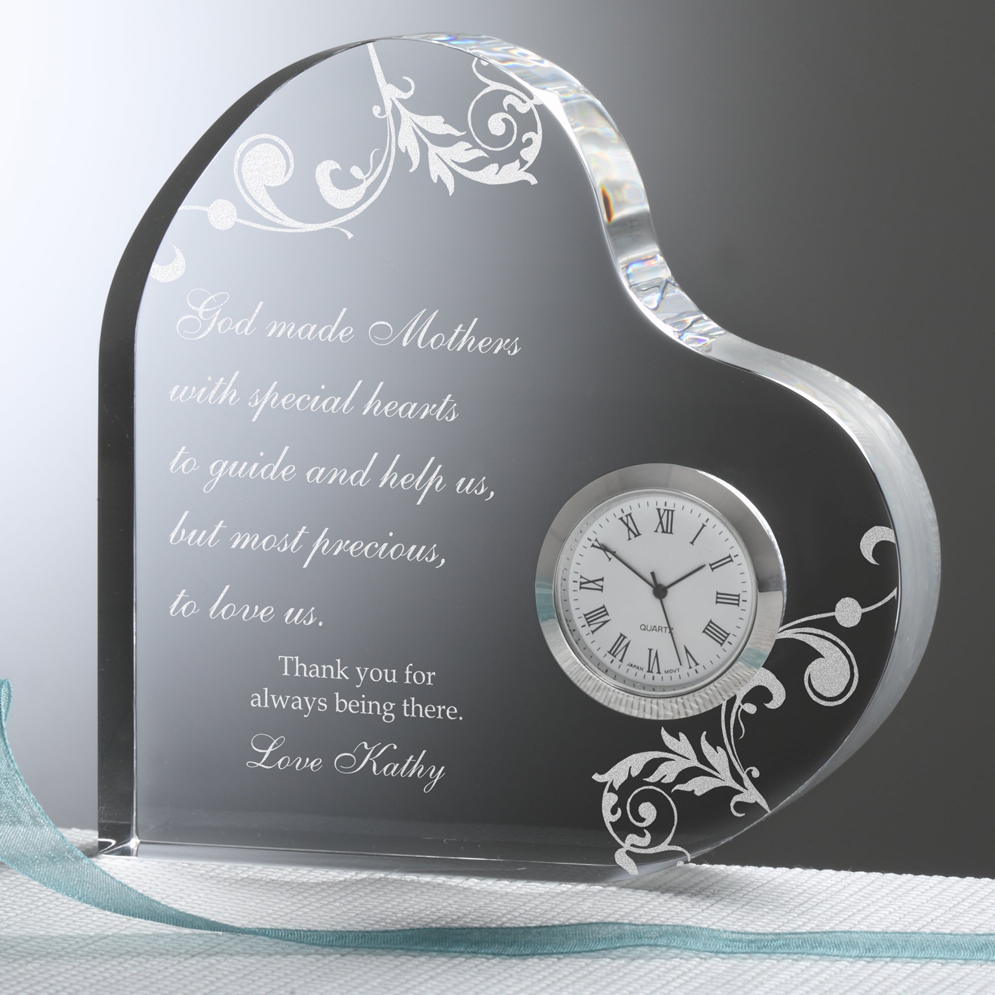 6784 - Dear Mom Personalized Heart Clock