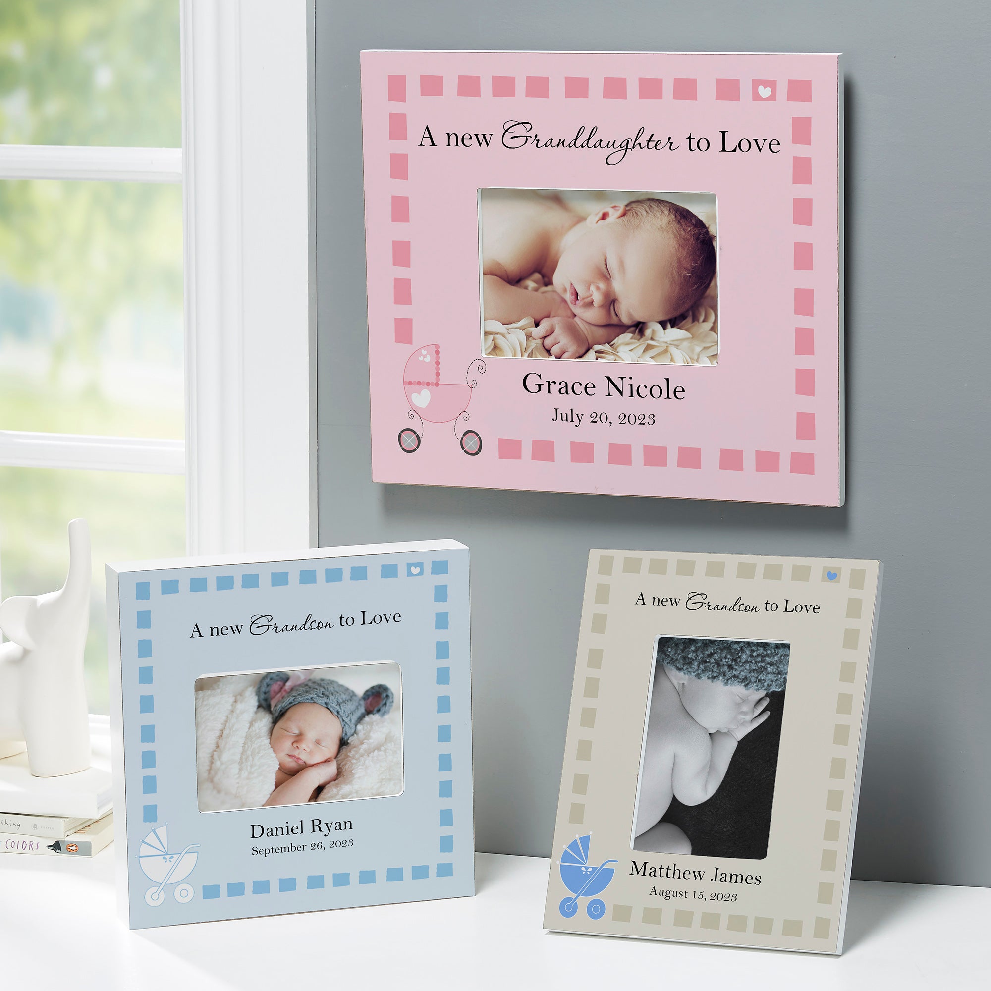 8653 - New Grandbaby Personalized Baby Frame