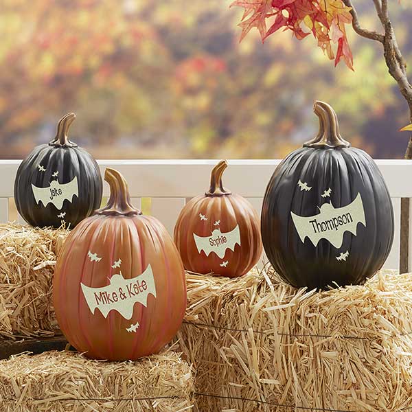 14752 - Bat Family Personalized Pumpkins