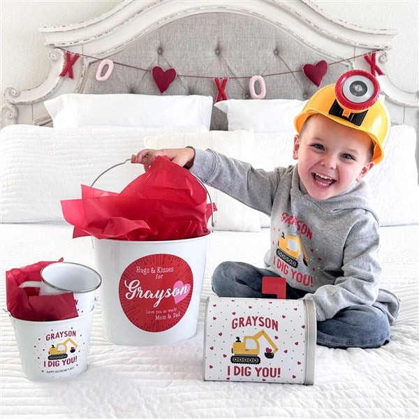 Hugs & Kisses Personalized Mini Treat Bucket - Black
