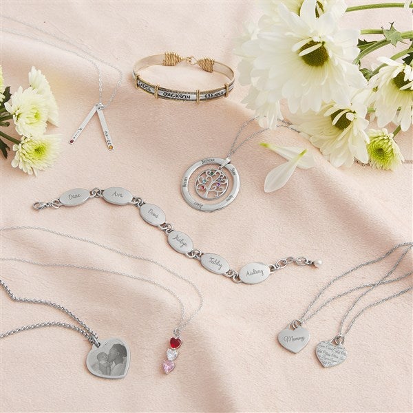 Personalized Family Bracelet - Family Connections