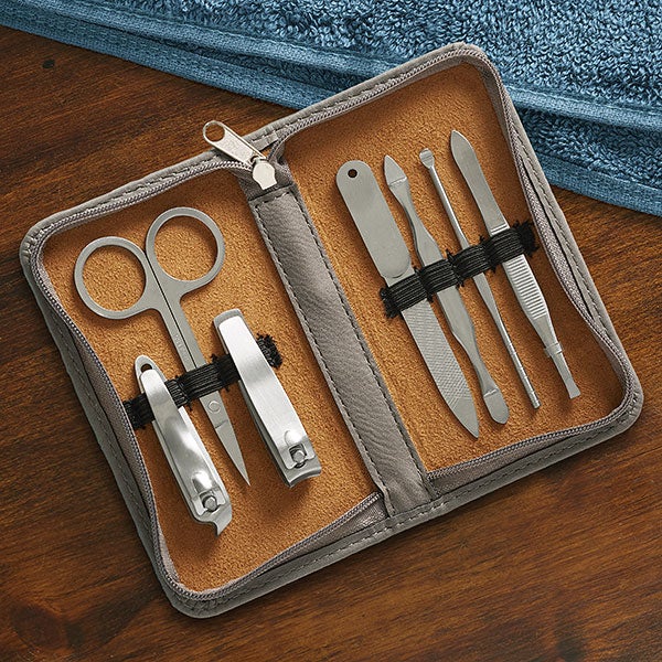 Bold Style Personalized 8-Piece Men's Grooming Set