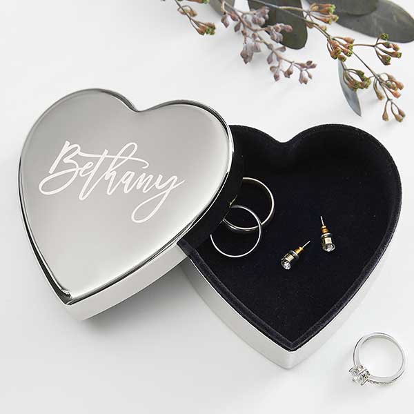 Personalized Silver Heart Keepsake - Scripty Name