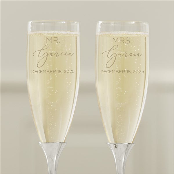 Personalized Silver Wedding Flute Set - Elegant Couple