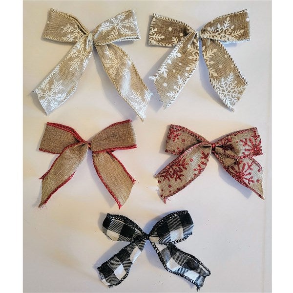 Personalized Round Wire Last Name Ornament