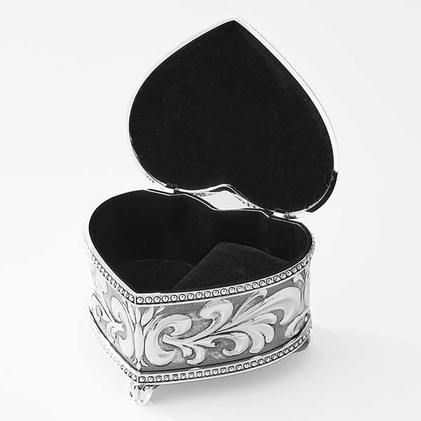 Engraved Floral Heart Music Box for Mom