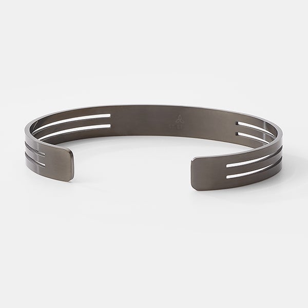 Engraved Gunmetal Striped Steel Cuff