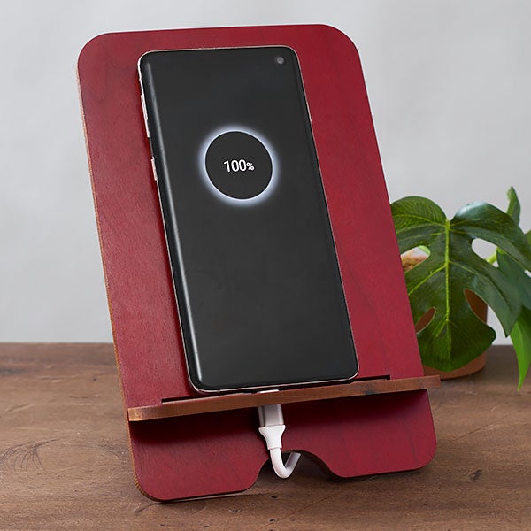 Block Initial Personalized Red Poplar Wooden Phone Stand